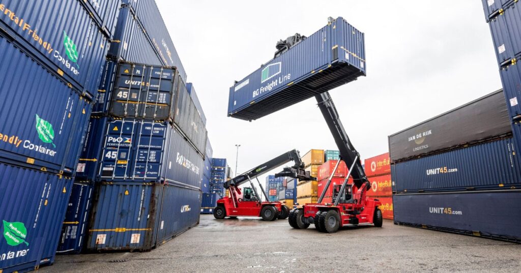 Freight Handling Charges in Canada | Fees & Real Examples