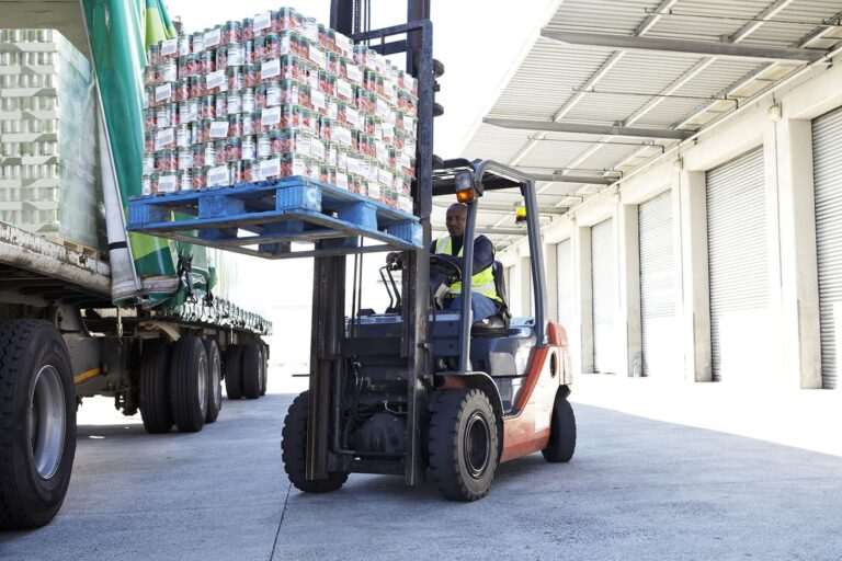 Freight Handling in Canada | Meaning, Services & Full Guide